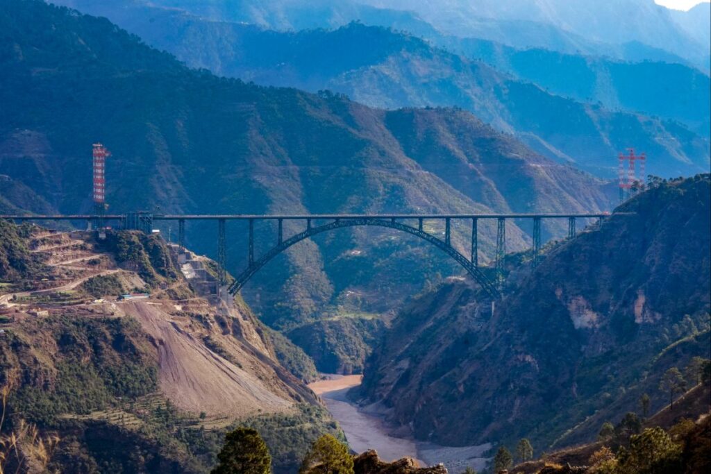 Chenab Rail Bridge : Vande Bharat through the highest arch bridge