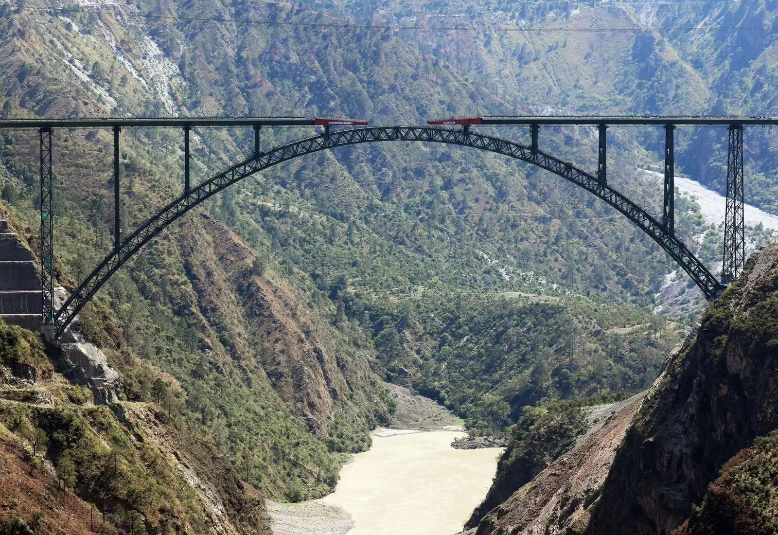 Chenab Rail Bridge : Vande Bharat through the highest arch bridge